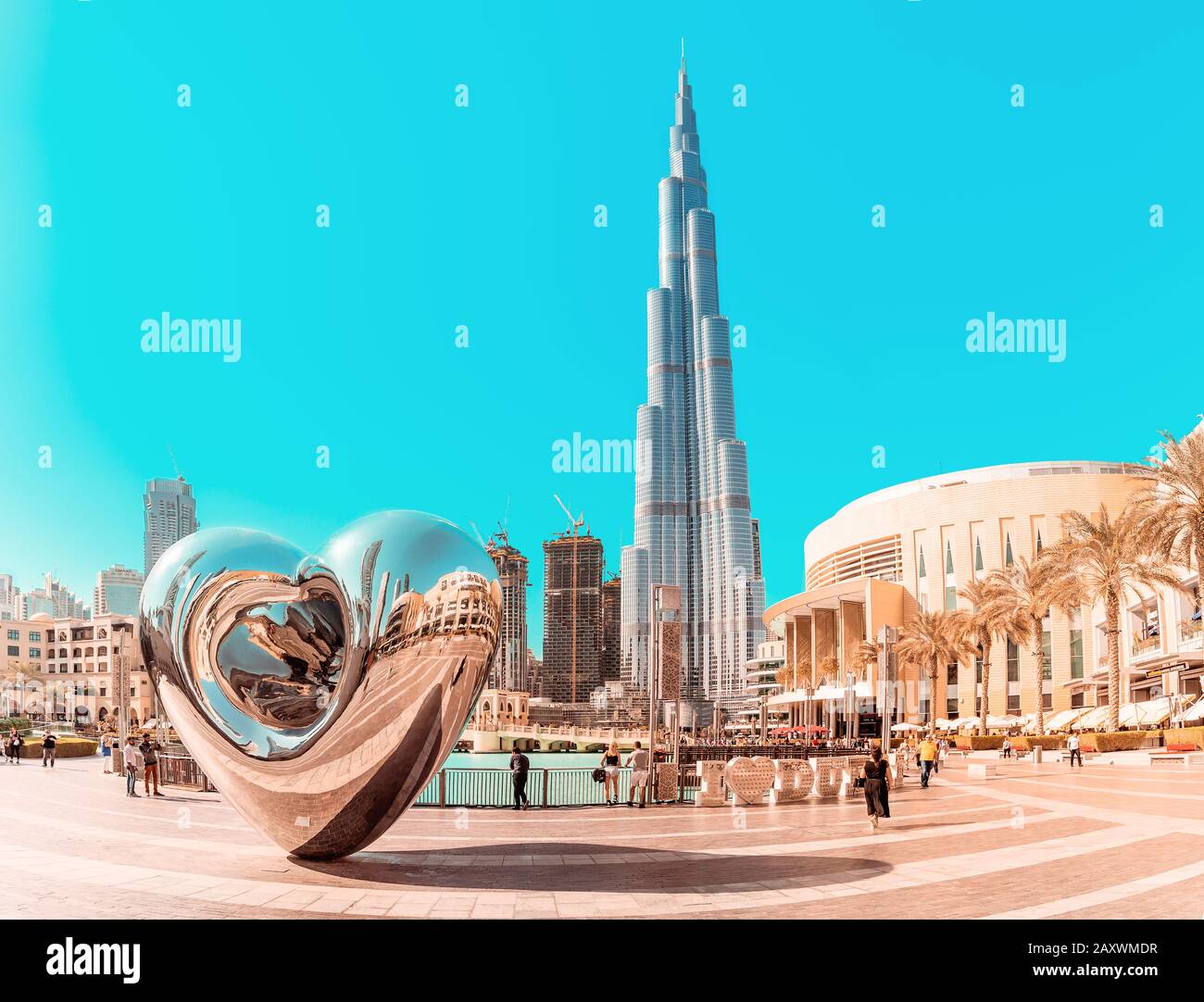 26 November 2019, UAE, Dubai: The incredible architecture of the ...