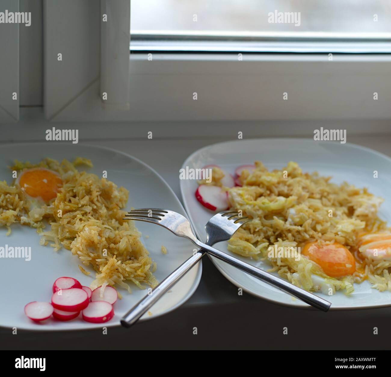 Two forks crossed hi-res stock photography and images - Alamy