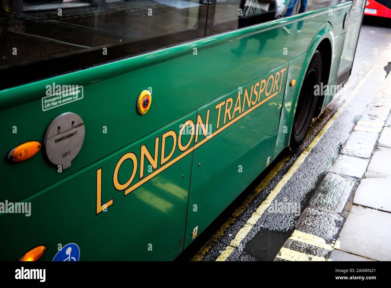 Old London Bus Stock Photo - Alamy