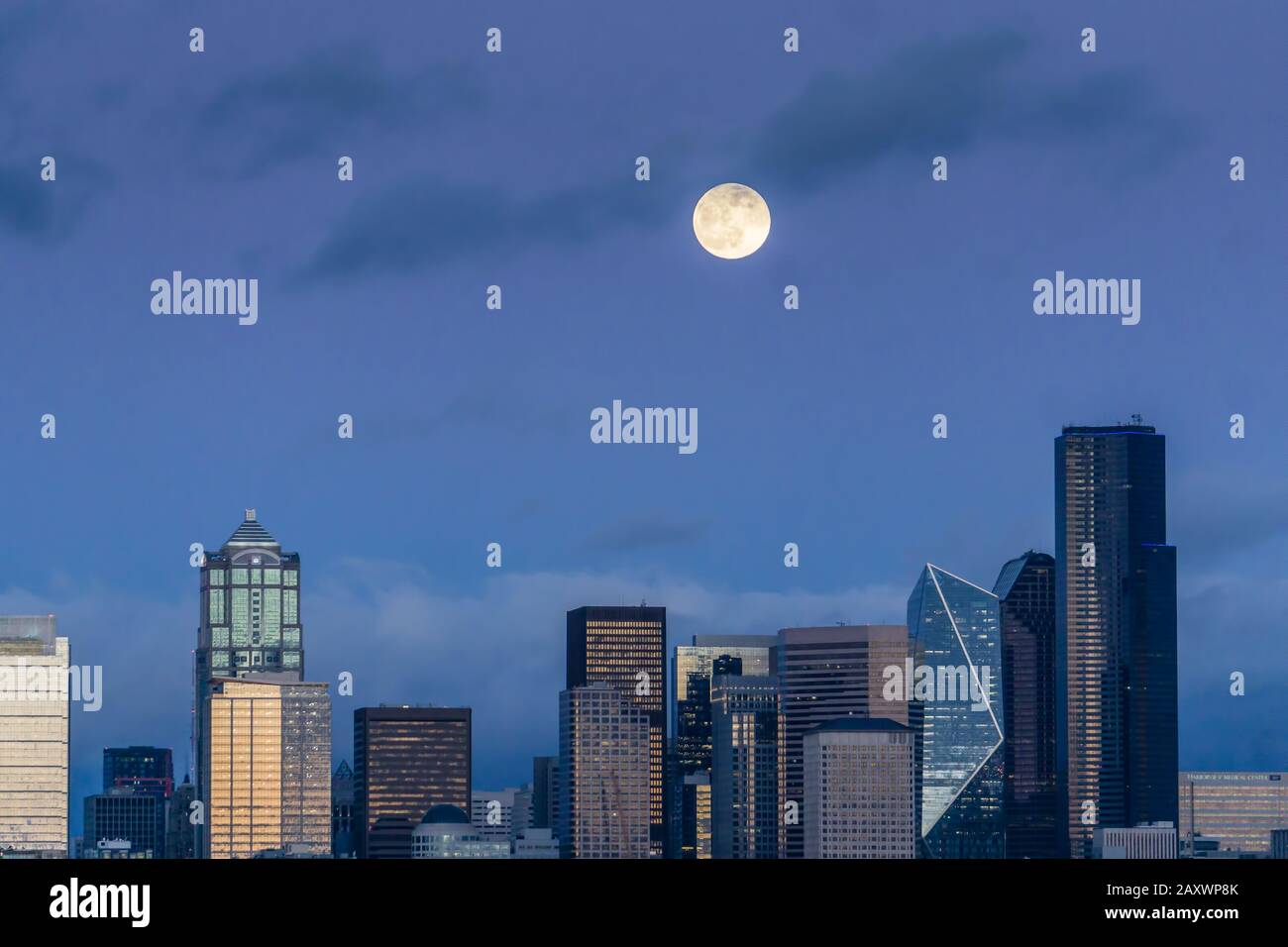 A bright full moon shines over the Seattle skyline Stock Photo - Alamy