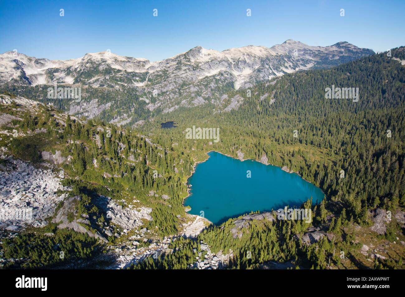 High angle flying down lake hi-res stock photography and images - Alamy
