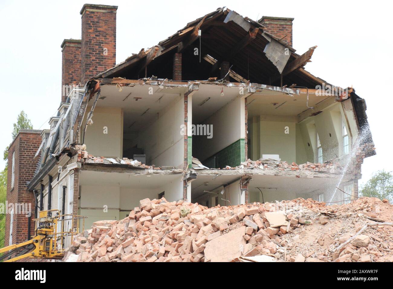 Fall of the Finance Building Stock Photo - Alamy