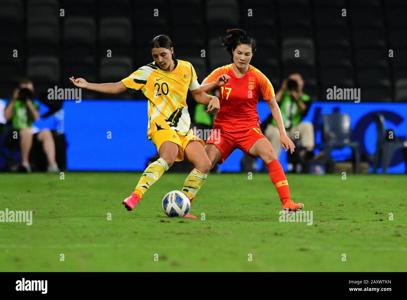 Luo guiping hi-res stock photography and images - Alamy