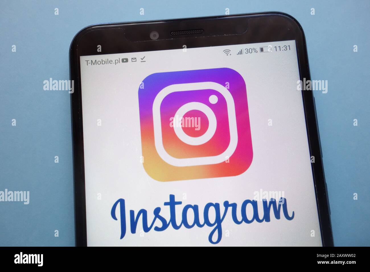 Instagram logo hi-res stock photography and images - Alamy