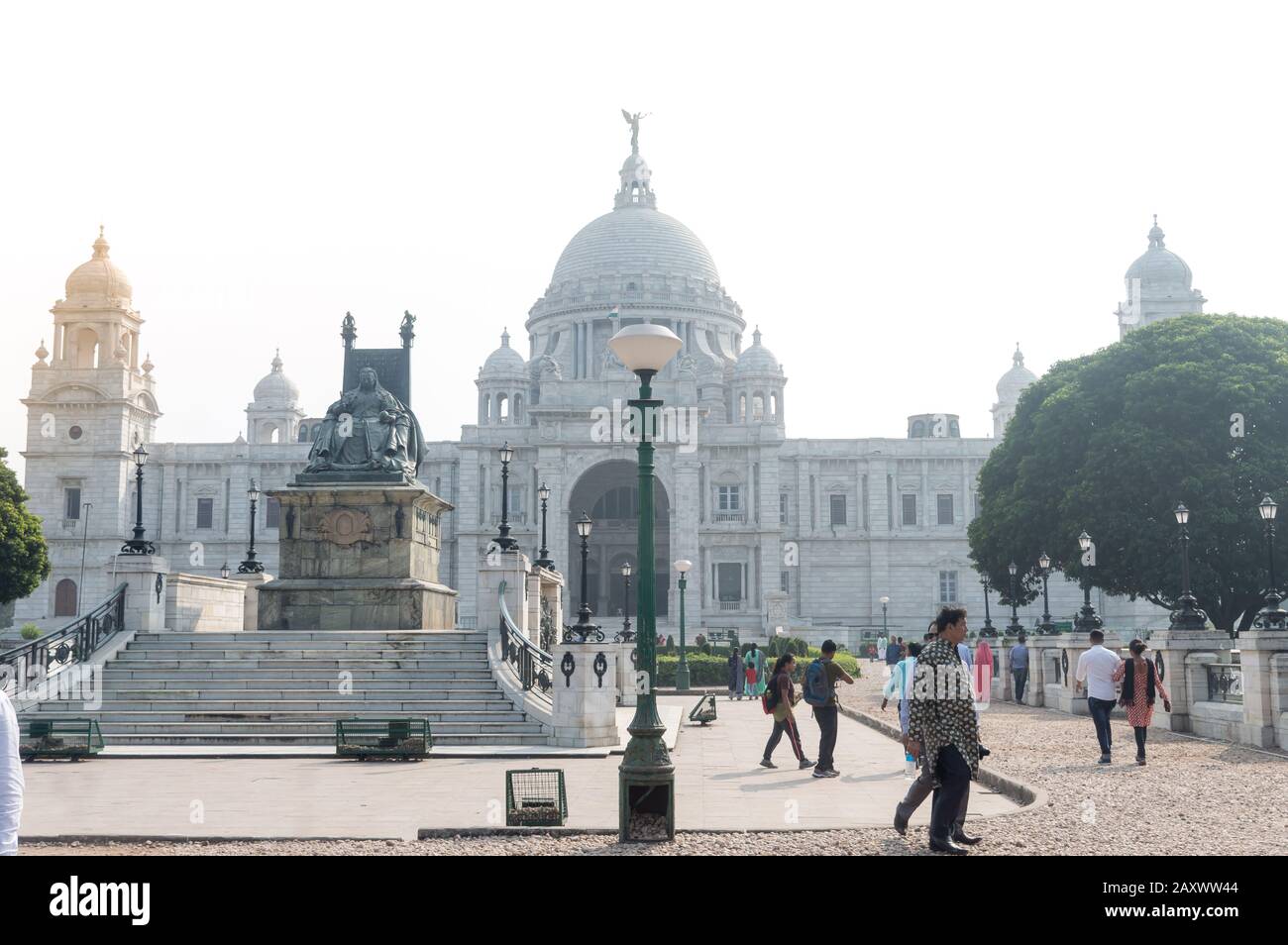 Victoria Memorial famous architecture building, dedicated to memory of ...