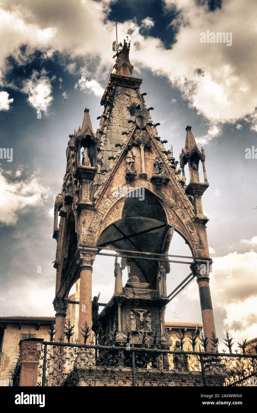 beautiful architectural building Stock Photo - Alamy