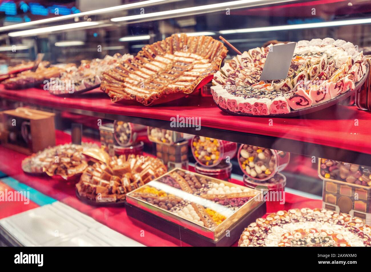 Counter in the store of Oriental sweets with dessert baklava Stock ...