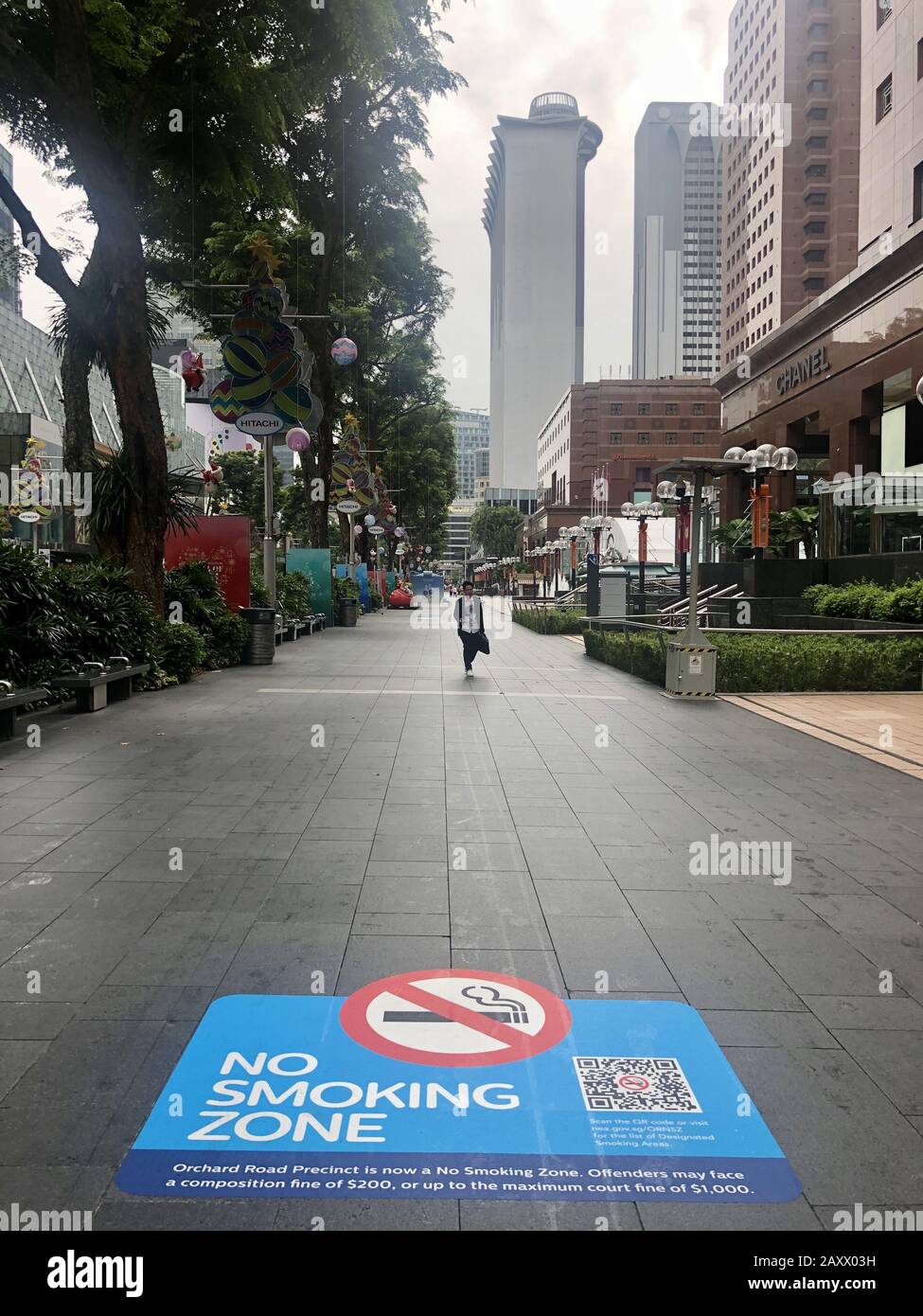 Singapore no smoking sign hi-res stock photography and images - Alamy