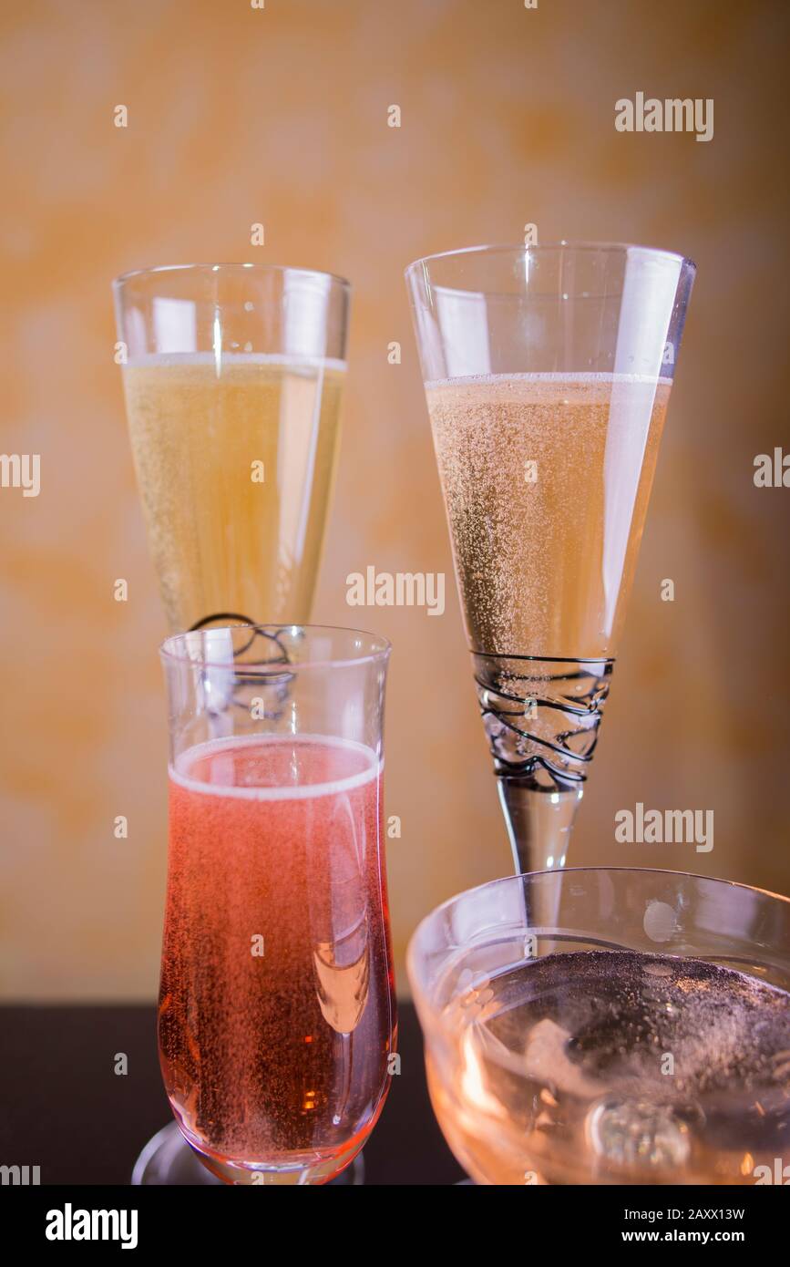 glasses of cava / champagne Stock Photo - Alamy