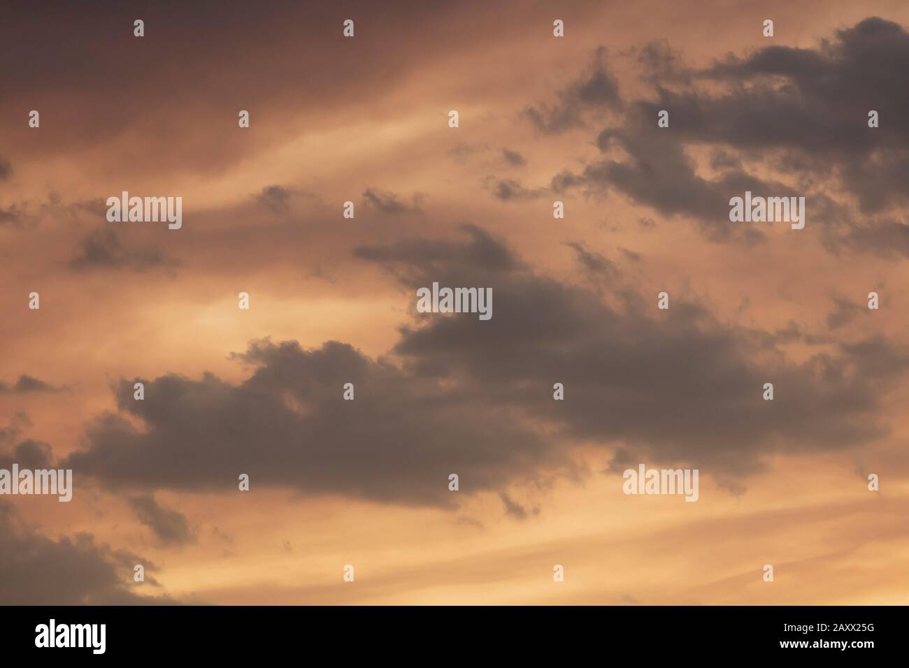 Red sunset clouds due to bush fire smoke in The Blue Mountains in ...