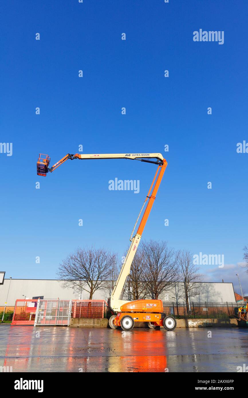 JLG 1250 AJP Ultra Boom Articulated Telescopic Boom Lift which reaches ...