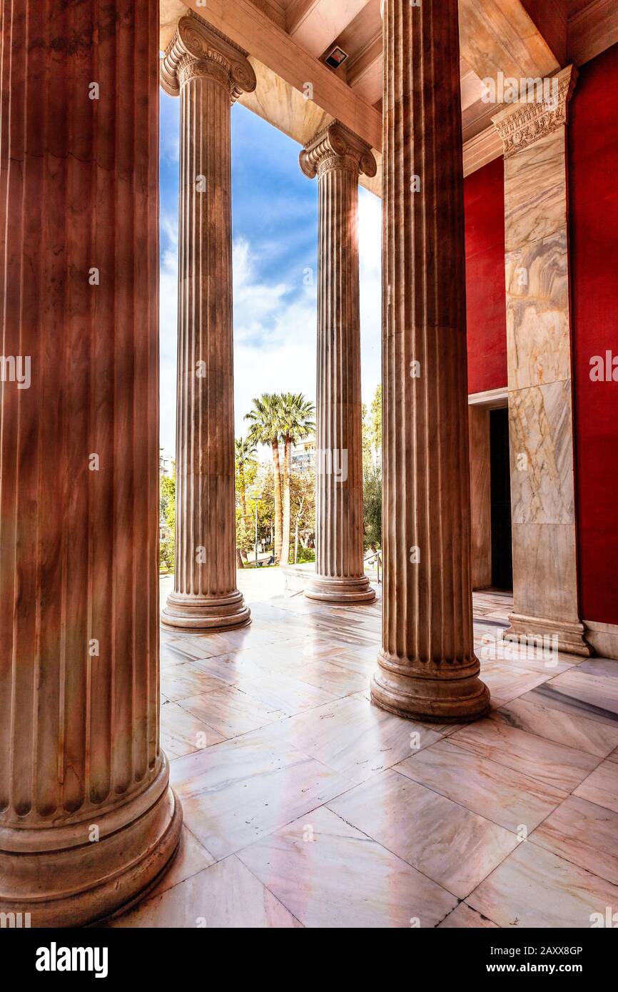 Sun light columns hi-res stock photography and images - Alamy