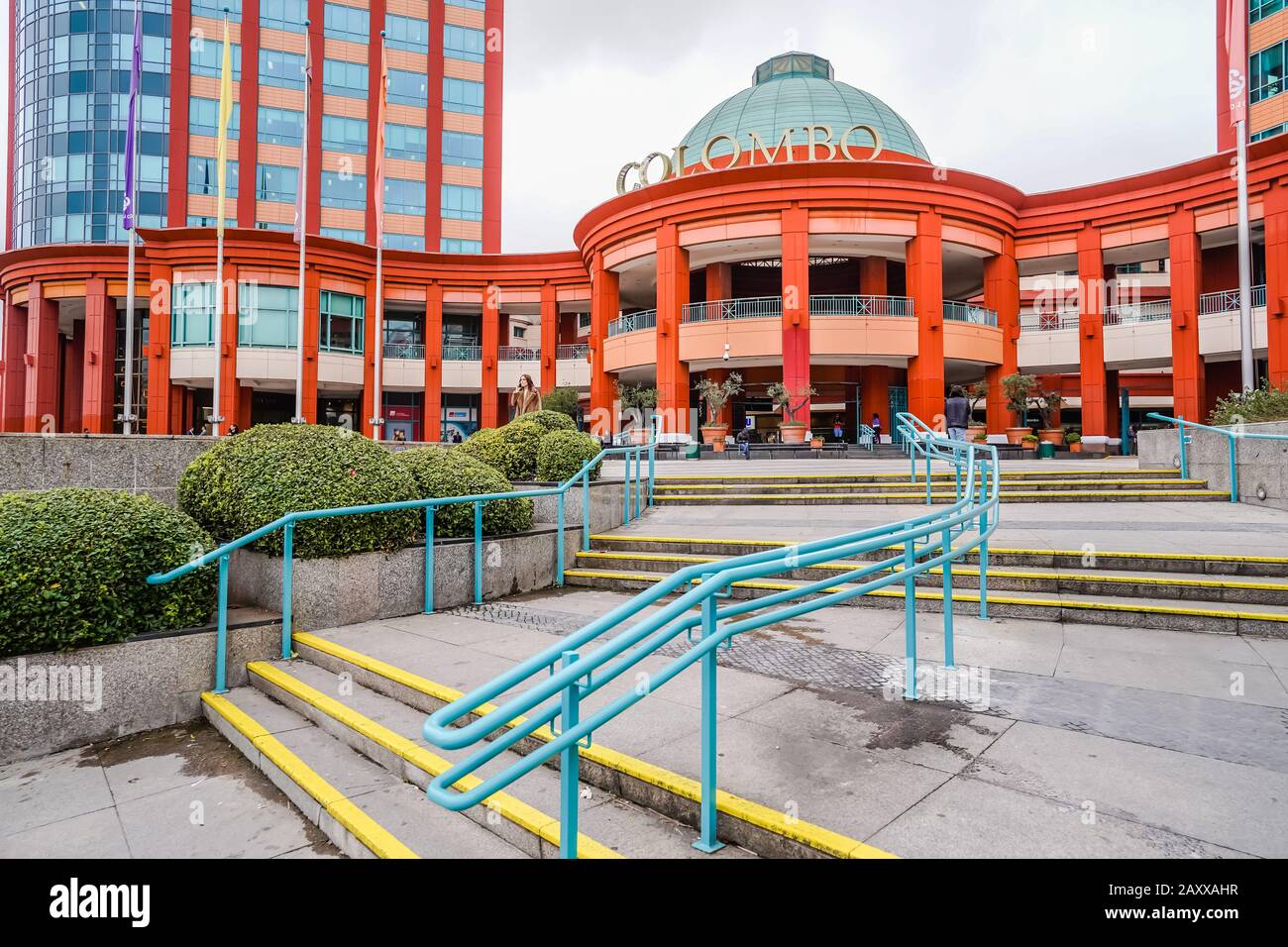 Colombo shopping mall hi-res stock photography and images - Alamy