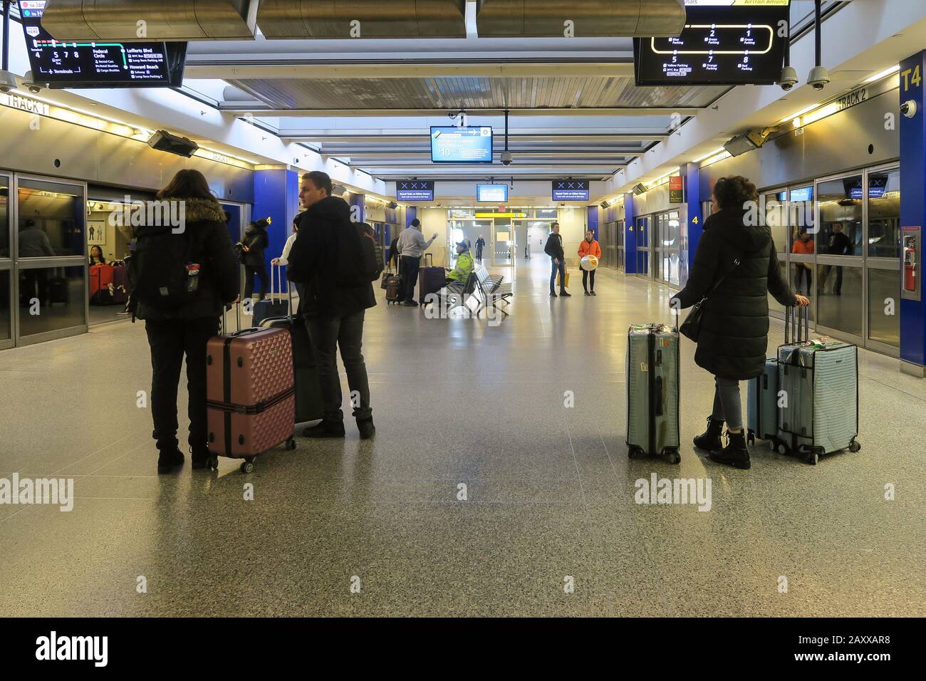 Airtrain hi-res stock photography and images - Alamy