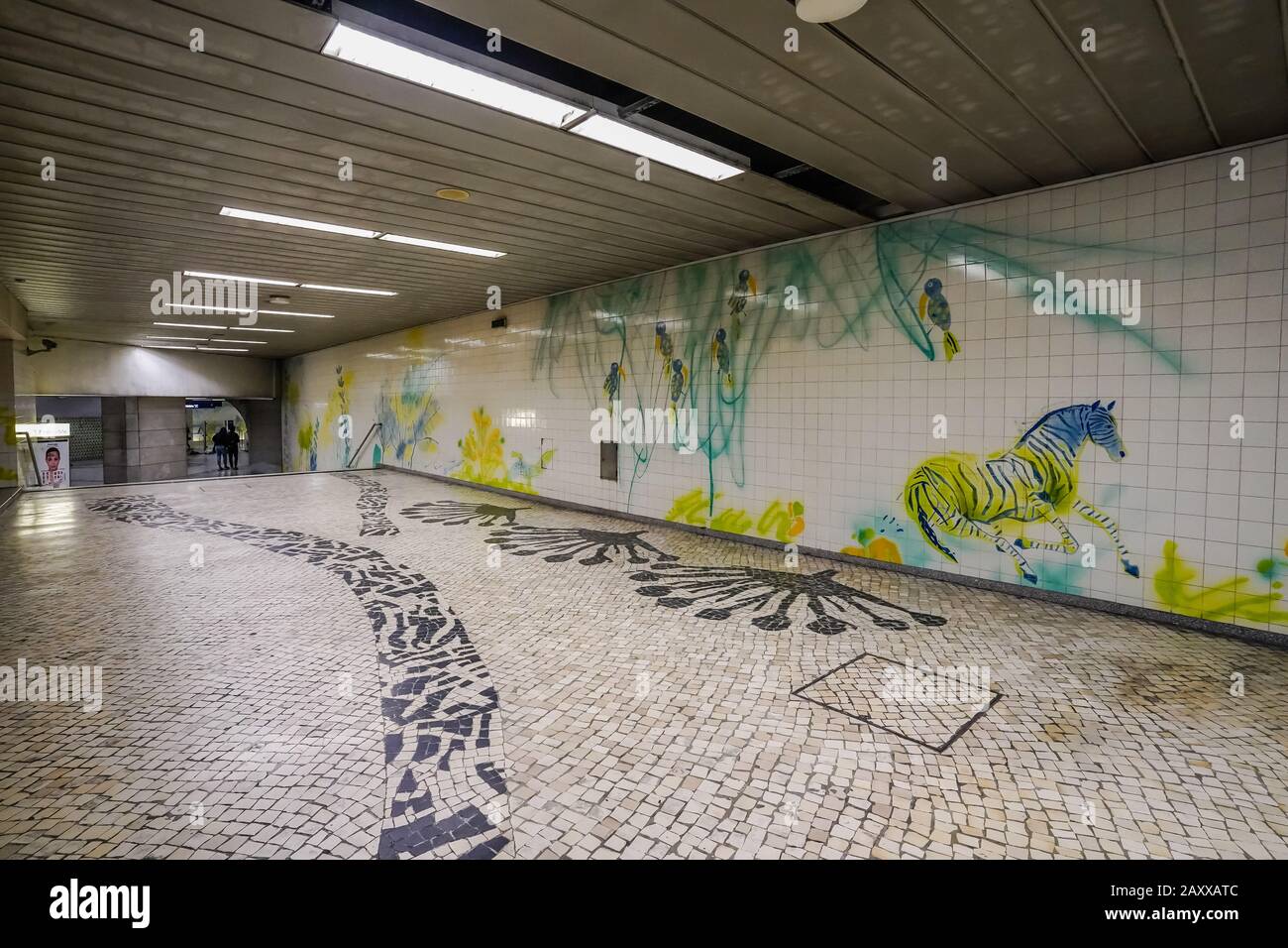art work inside jardim zoologico metro subway station lisboa Stock ...