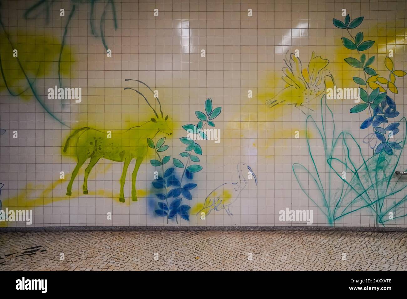 art work inside jardim zoologico metro subway station lisboa Stock ...