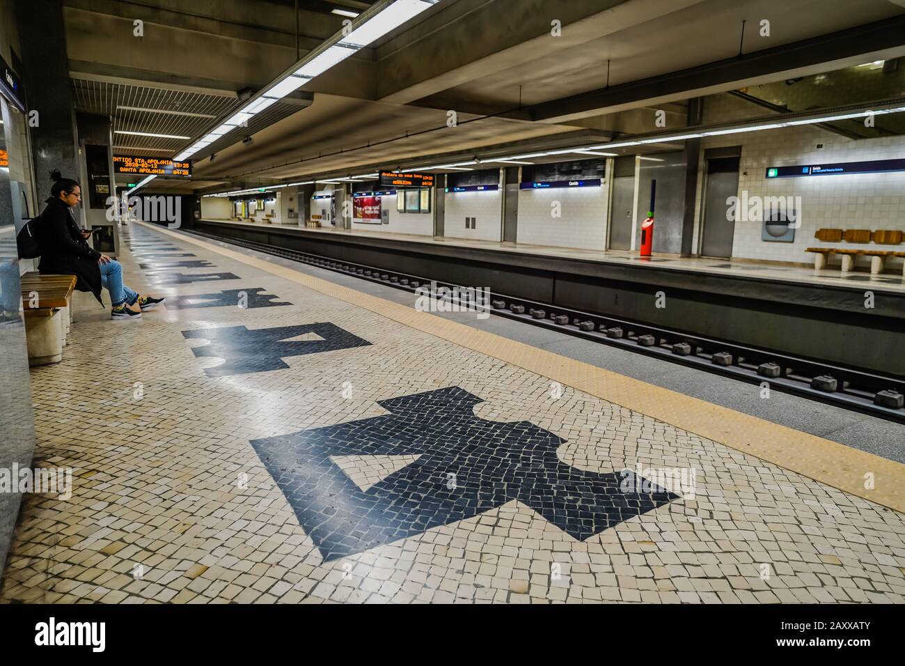 floor art work inside carnide metro subway station lisboa Stock Photo ...