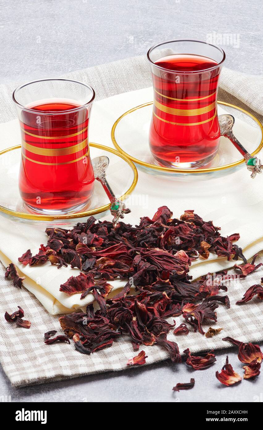 traditional Turkish tea. Flat lay photo composition Stock Photo - Alamy
