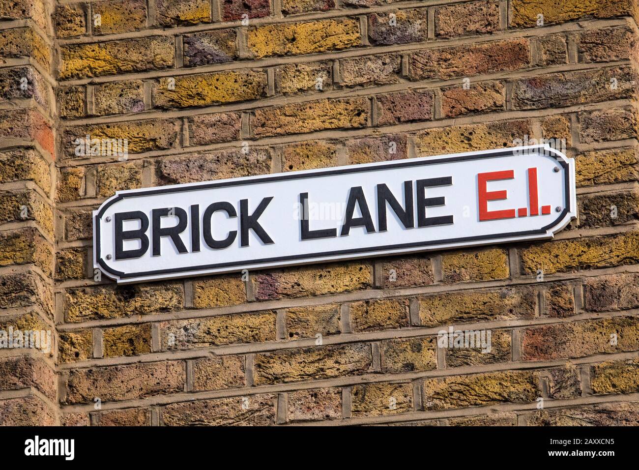 Historic brick lane hi-res stock photography and images - Alamy