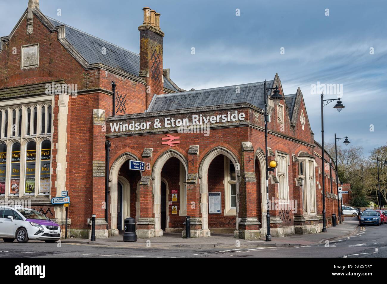 Windsor, UK- Feb 10, 2020: The Entrance to the trainstation for Windsor ...