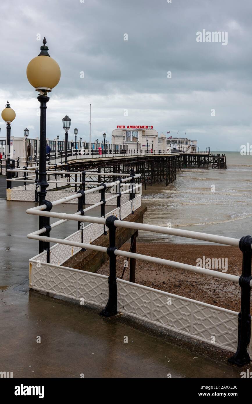Worthing weather hi-res stock photography and images - Alamy