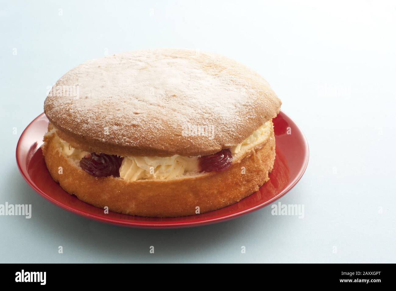 Victoria sandwich hi-res stock photography and images - Alamy
