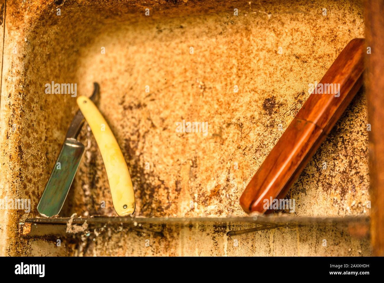 Medicine cabinet bathroom hi-res stock photography and images - Alamy
