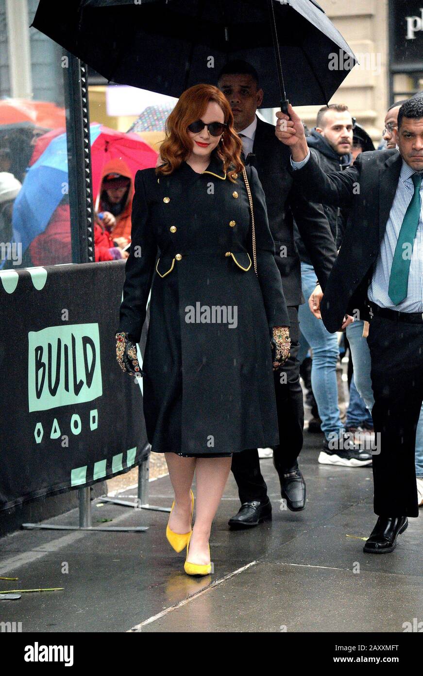 Christina hendricks candids hi-res stock photography and images - Alamy