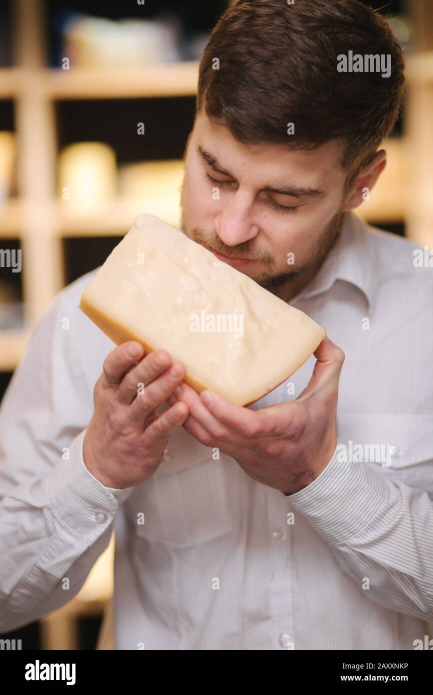 Sniff round hi-res stock photography and images - Alamy