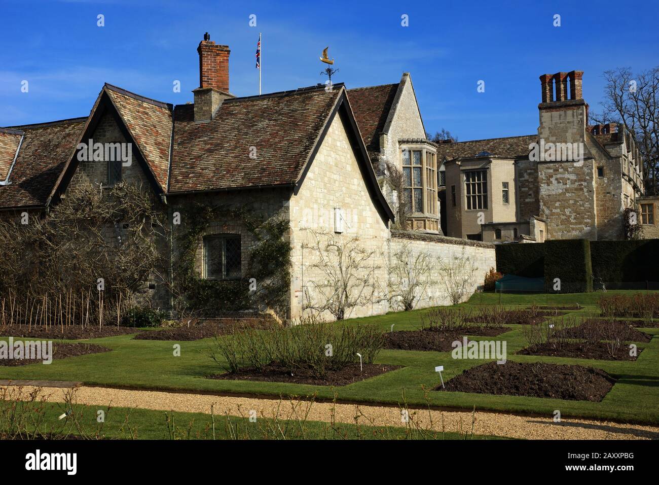 Anglesey abbey trees hi-res stock photography and images - Alamy