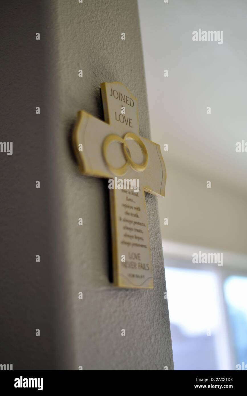 Scripture wall decor hi-res stock photography and images - Alamy