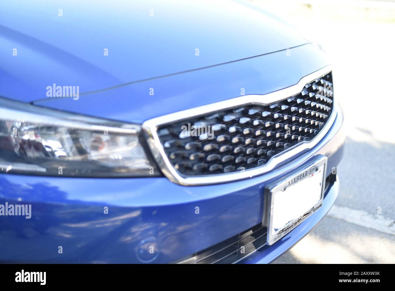 Front End of Kia Stock Photo - Alamy
