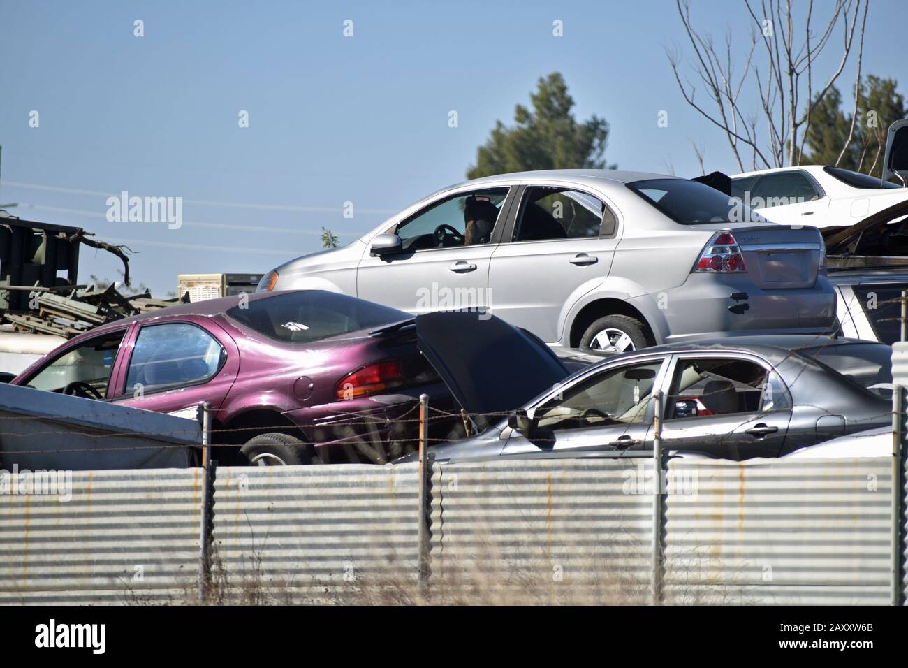 Cars in a Junk Yard Stock Photo - Alamy