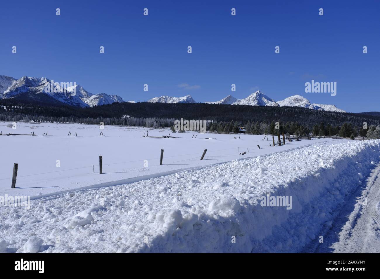 Sawtooth Valley near Stanley, Idaho with winter snow Stock Photo - Alamy