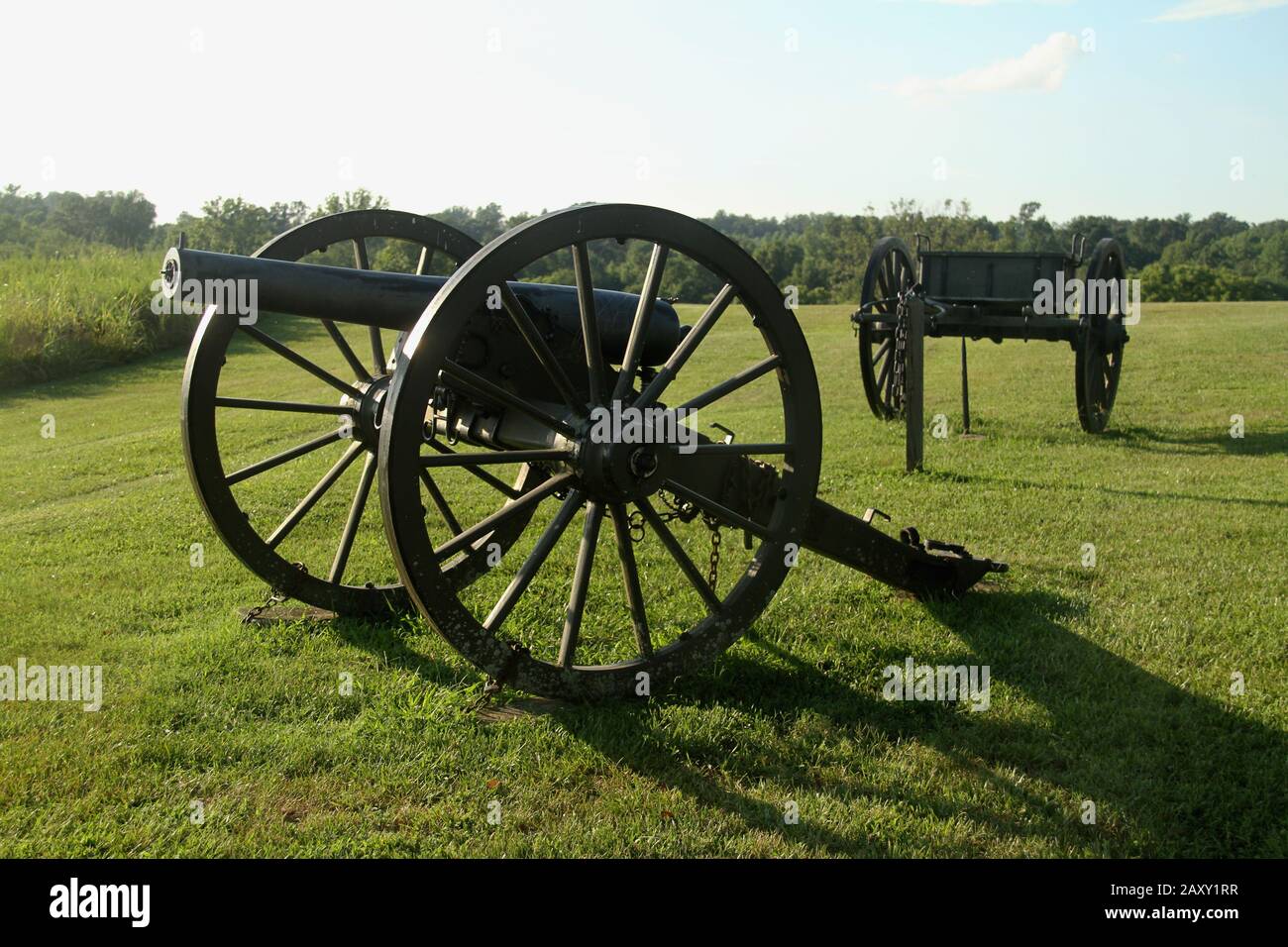 U.S. Civil War cannons displayed at Sailor's Creek Battlefield ...