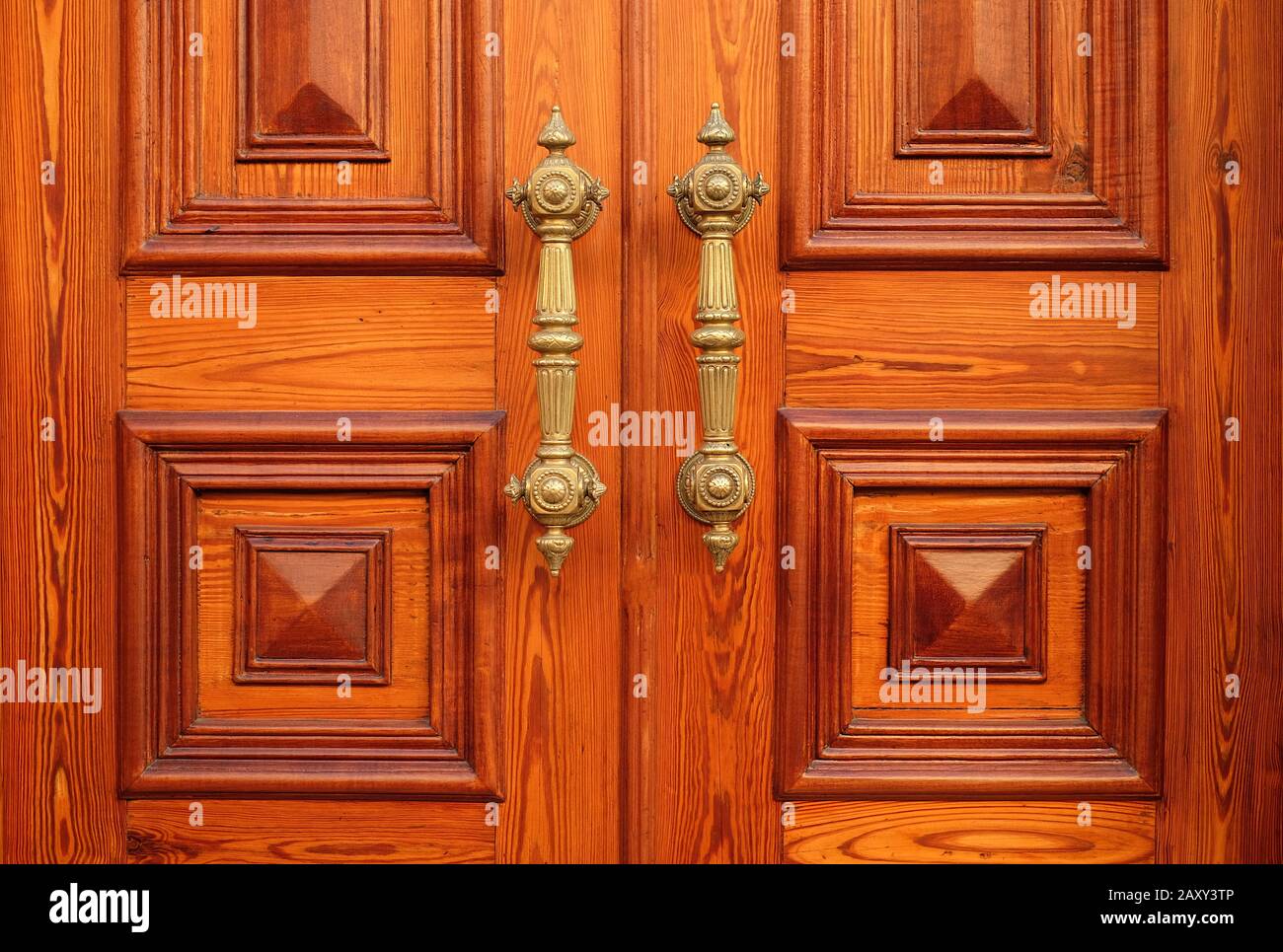 Posh door handles hi-res stock photography and images - Alamy
