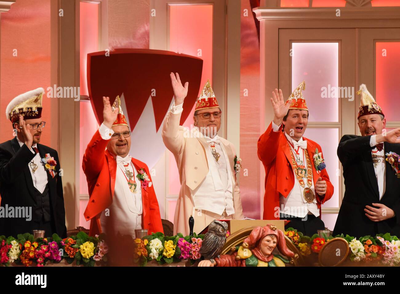13 February 2020, Bavaria, Veitshöchheim: Members of the "Elferrat" at ...
