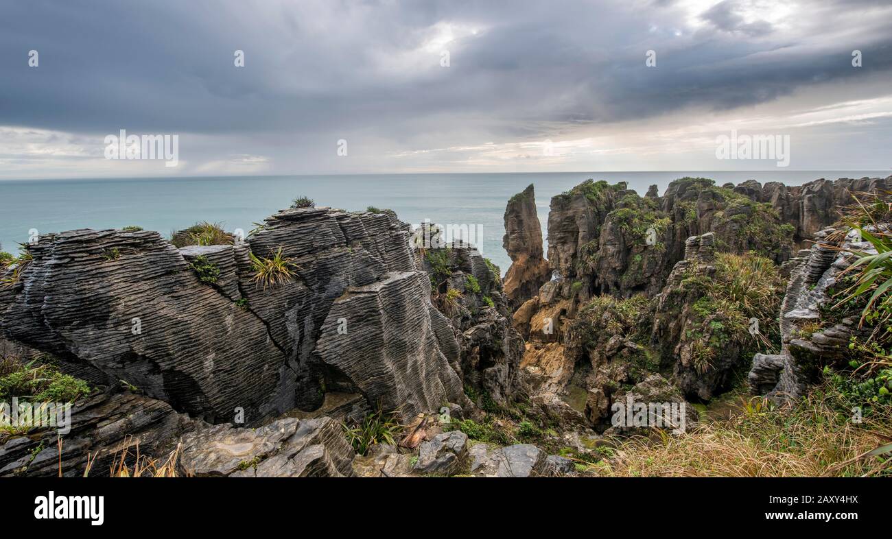 Coastal landscape of sandstone rocks, Pancake Rocks, Paparoa National ...