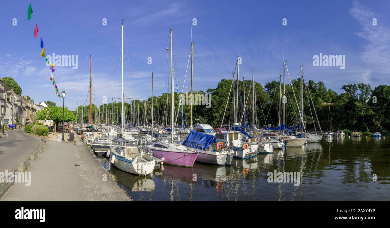 Marina, La Roche-Bernard, Department of Morbihan, France Stock Photo ...