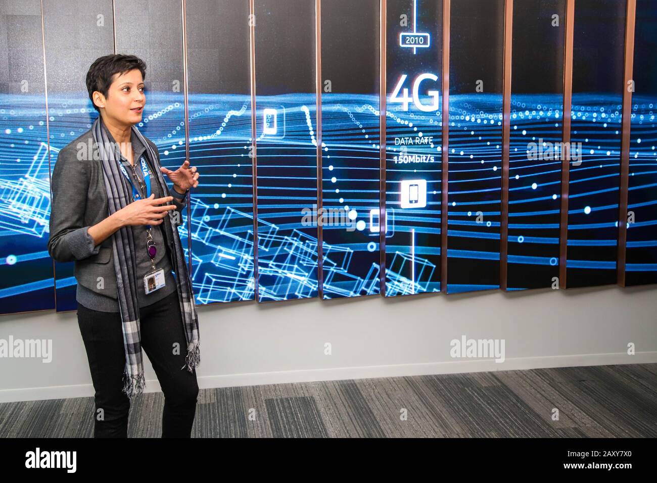 Murray Hill, NEW JERSEY, EUA. 13th Feb, 2020. 5G technology ...