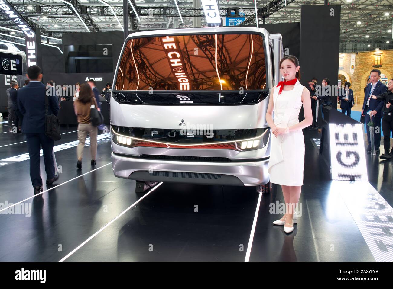Mitsubishi Fuso Track with show girl at Tokyo Motor Show 2019 Stock ...