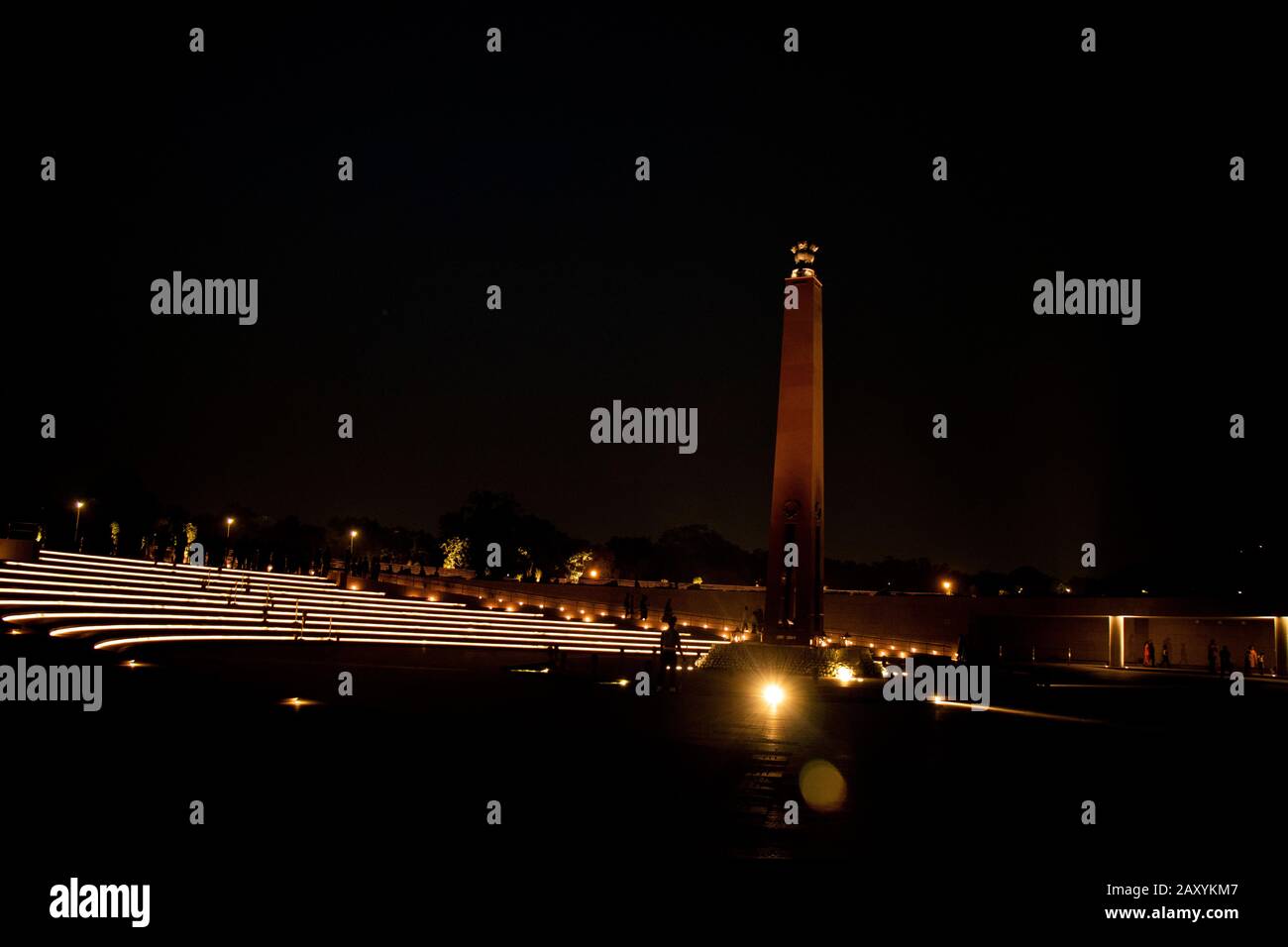 India Gate New Delhi India dark night view Stock Photo - Alamy