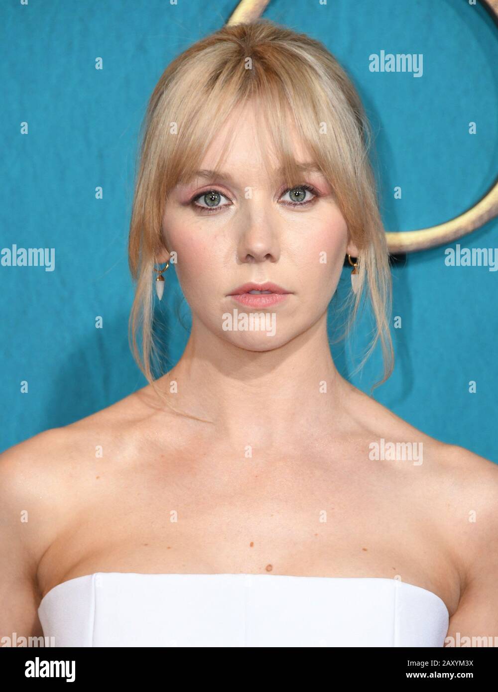 Lauren lyle outlander hi-res stock photography and images - Alamy