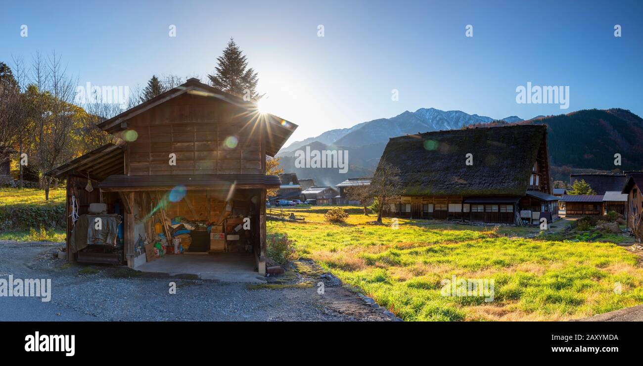 Traditional houses of Ogimachi (UNESCO World Heritage Site), Shirakawa ...