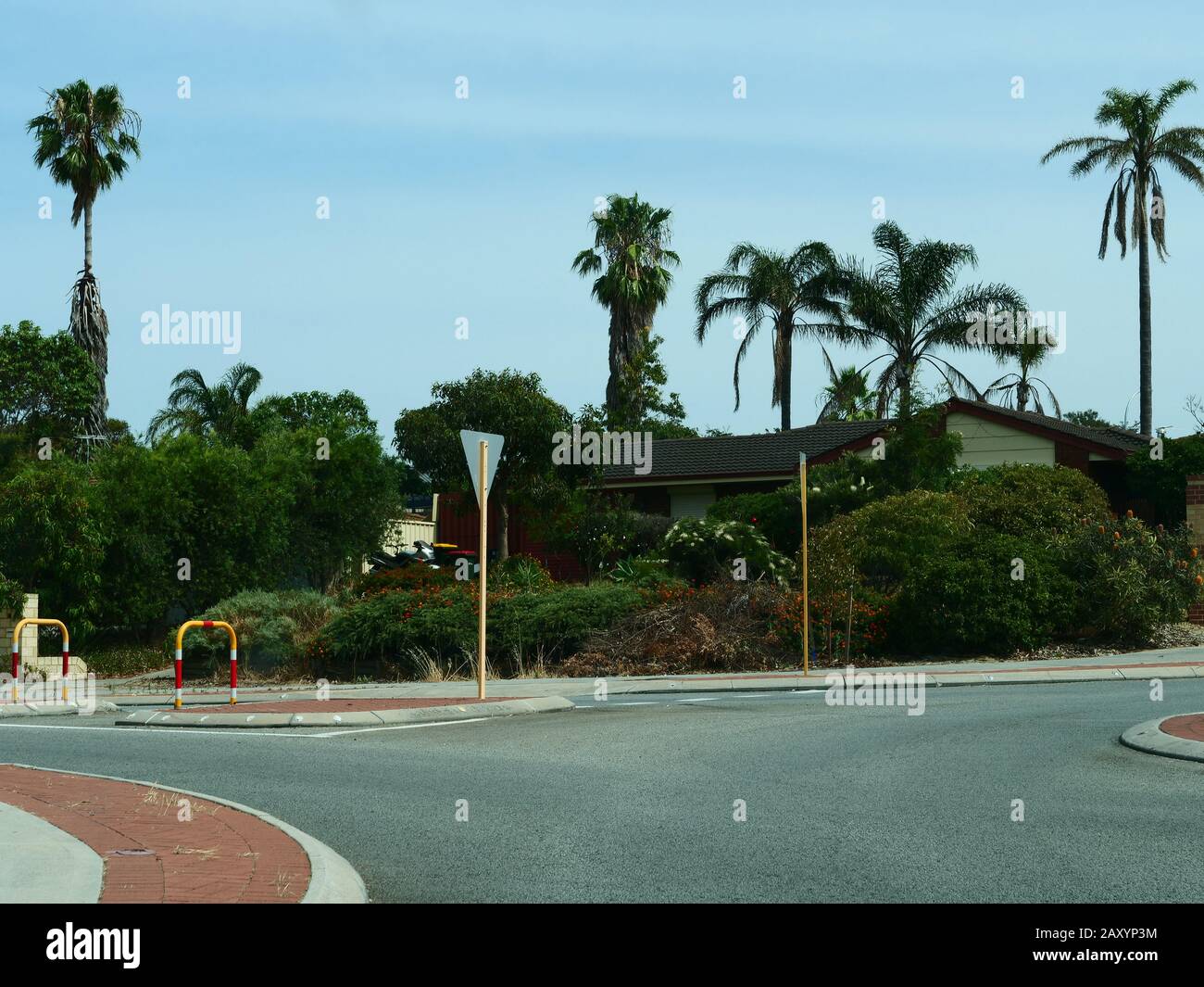 Urban street and landscape seen in Beldon, a suburb of Perth, Western ...