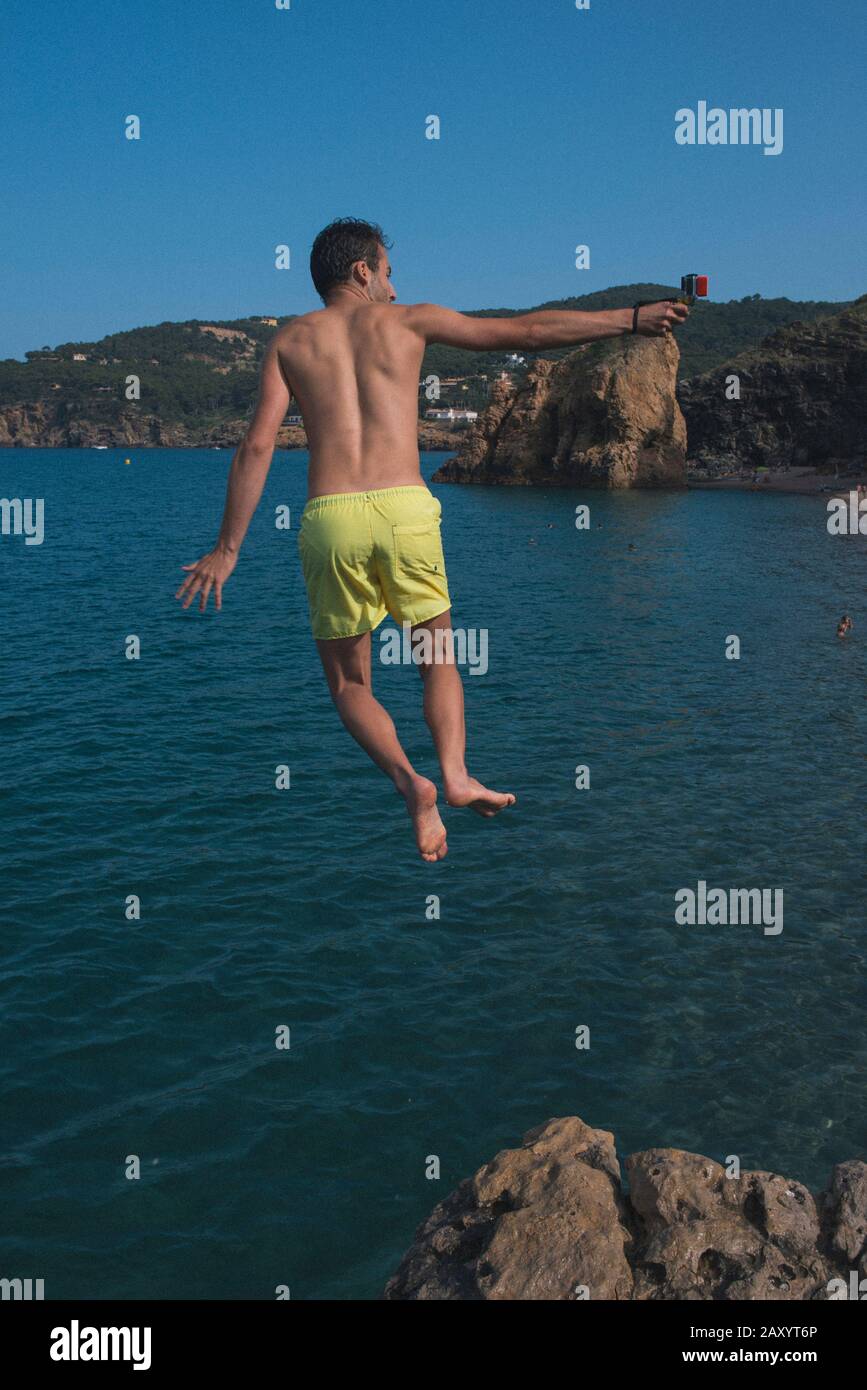 Jumping for height gymnastics hi-res stock photography and images - Alamy