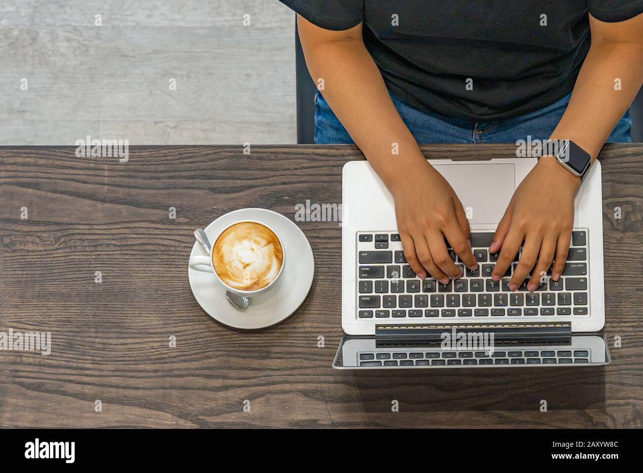 Top view photo of human hand typing laptop at coffeeshop Stock Photo ...