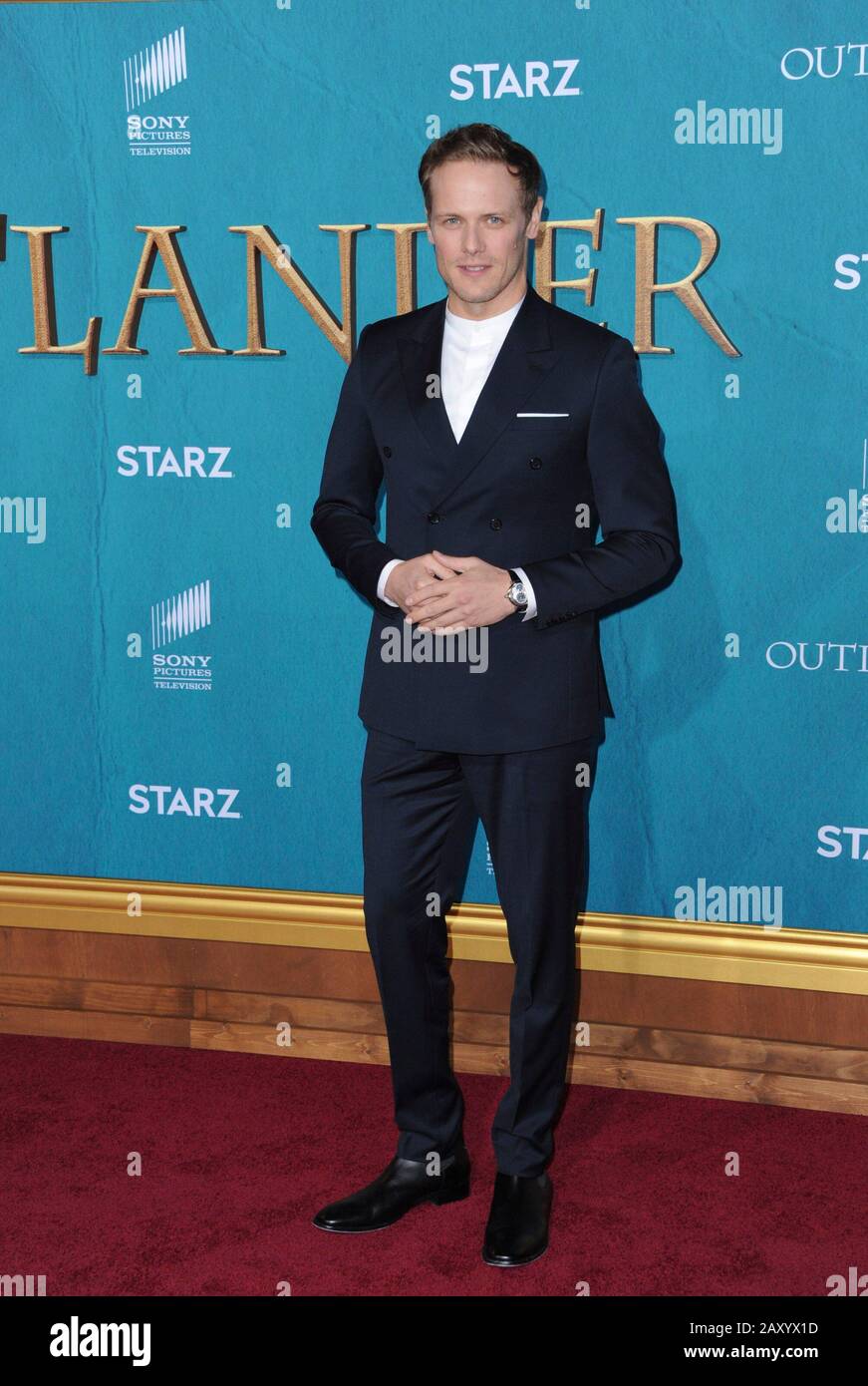 Outlander sam heughan starz hi-res stock photography and images - Alamy