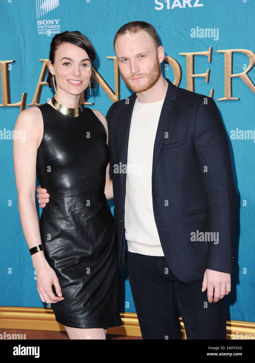 Romane portail hi-res stock photography and images - Alamy