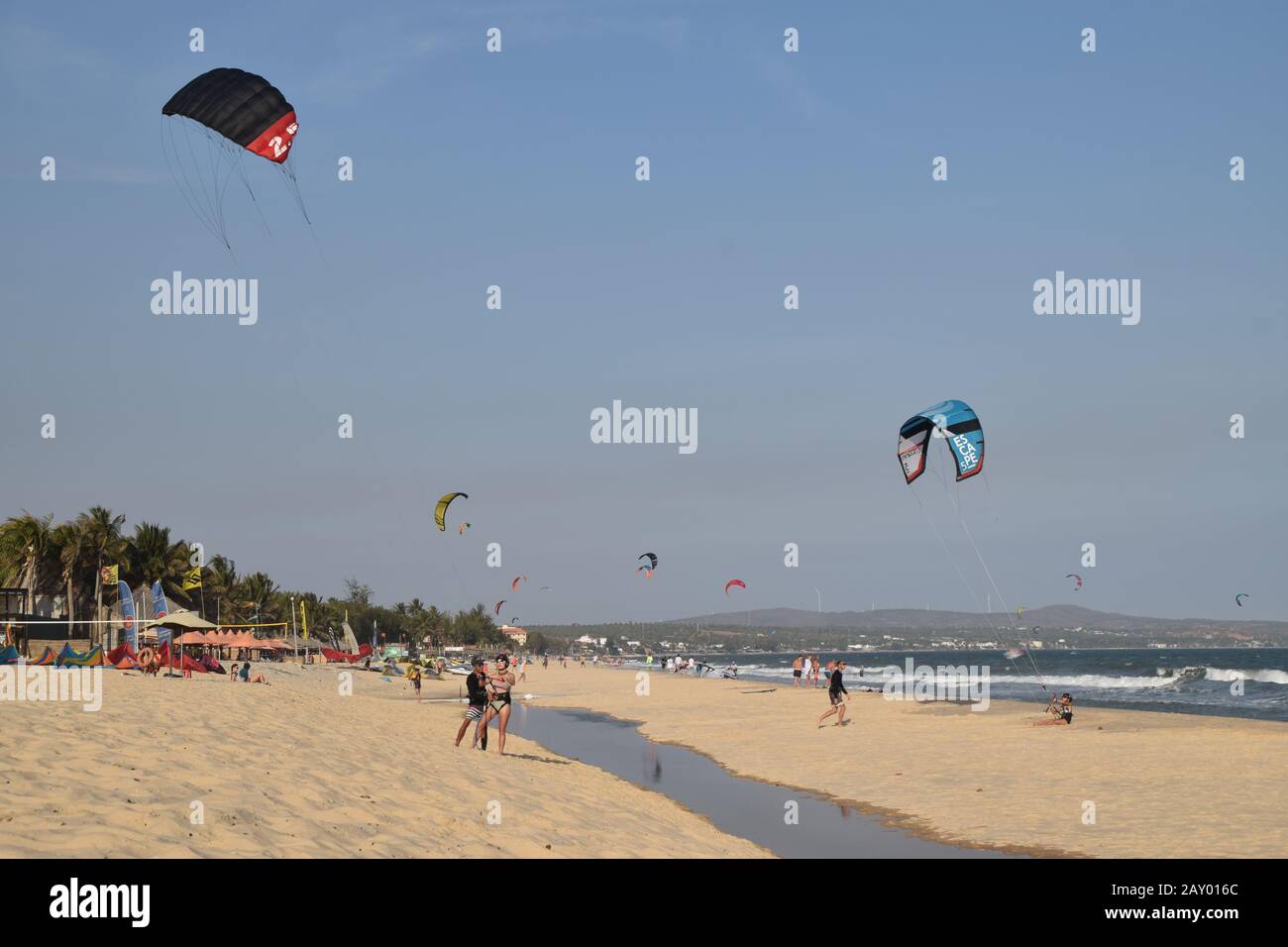 Mui Ne, Vietnam, kite surfing beach Stock Photo - Alamy